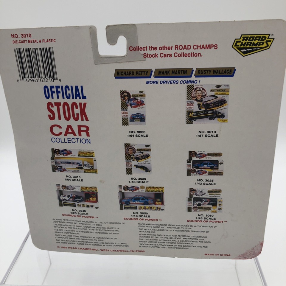 1992 ROAD CHAMPS #43 RICHARD PETTY 1:87 SCALE STP TEAM TRANSPORTER SEMI ...