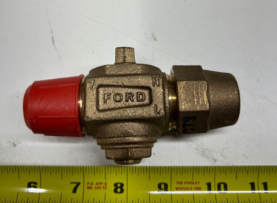 3/4" Ford Meter Box Brass Ball Corporation Valve F1000-3-G-NL CC x Grip ...