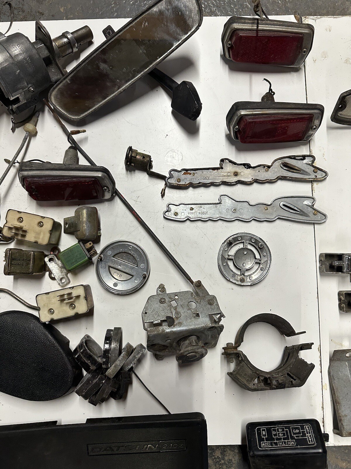 Datsun 240z 260z 280z parts lot grab bag. | eBay