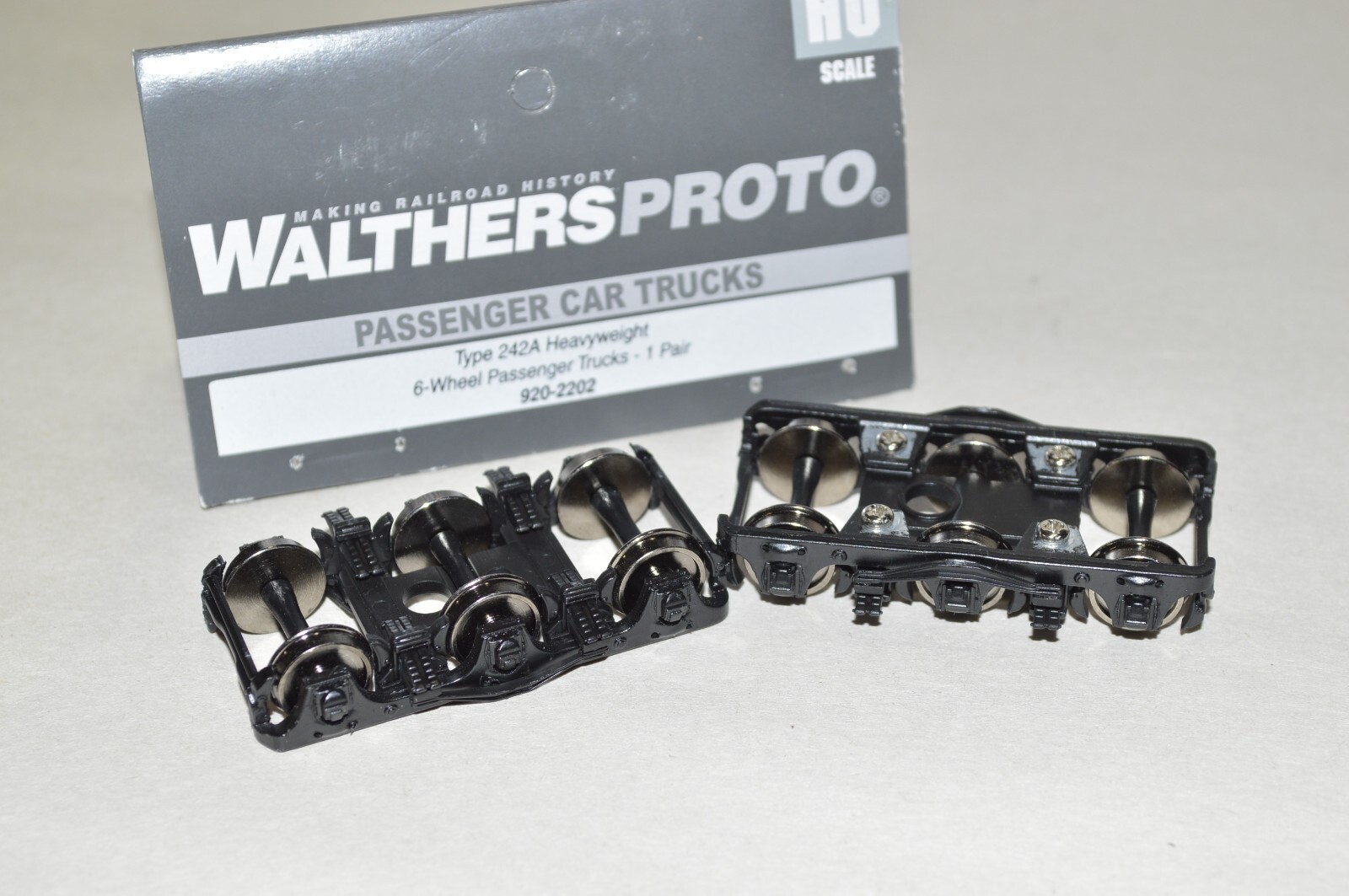 HO scale Walthers Proto 2202 heavyweight passenger car trucks Type 242A ...