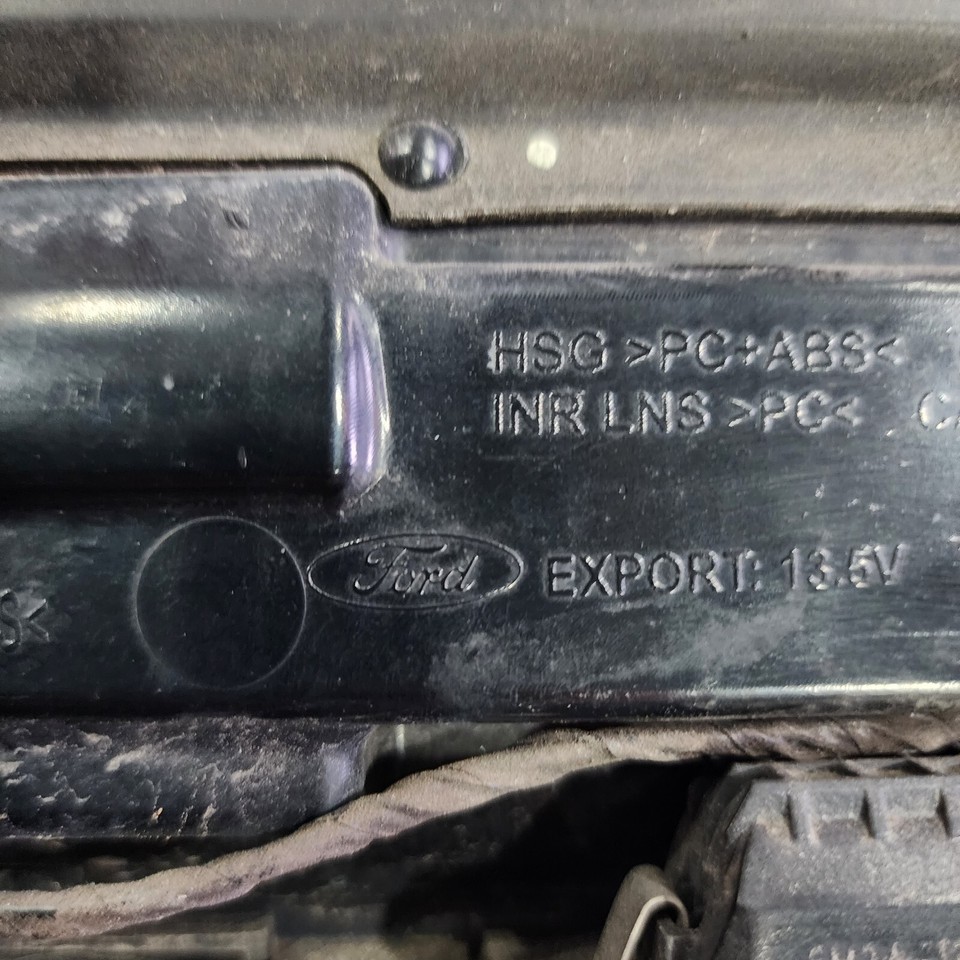 2015-2018 Ford Edge Rear Center Tail Light LED Assembly | FT4B13A565D ...