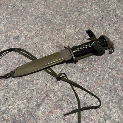 U.S. M5A1 Bayonet by Milpar Col with M8A1 Scabbard - Military Issue (#2 ...