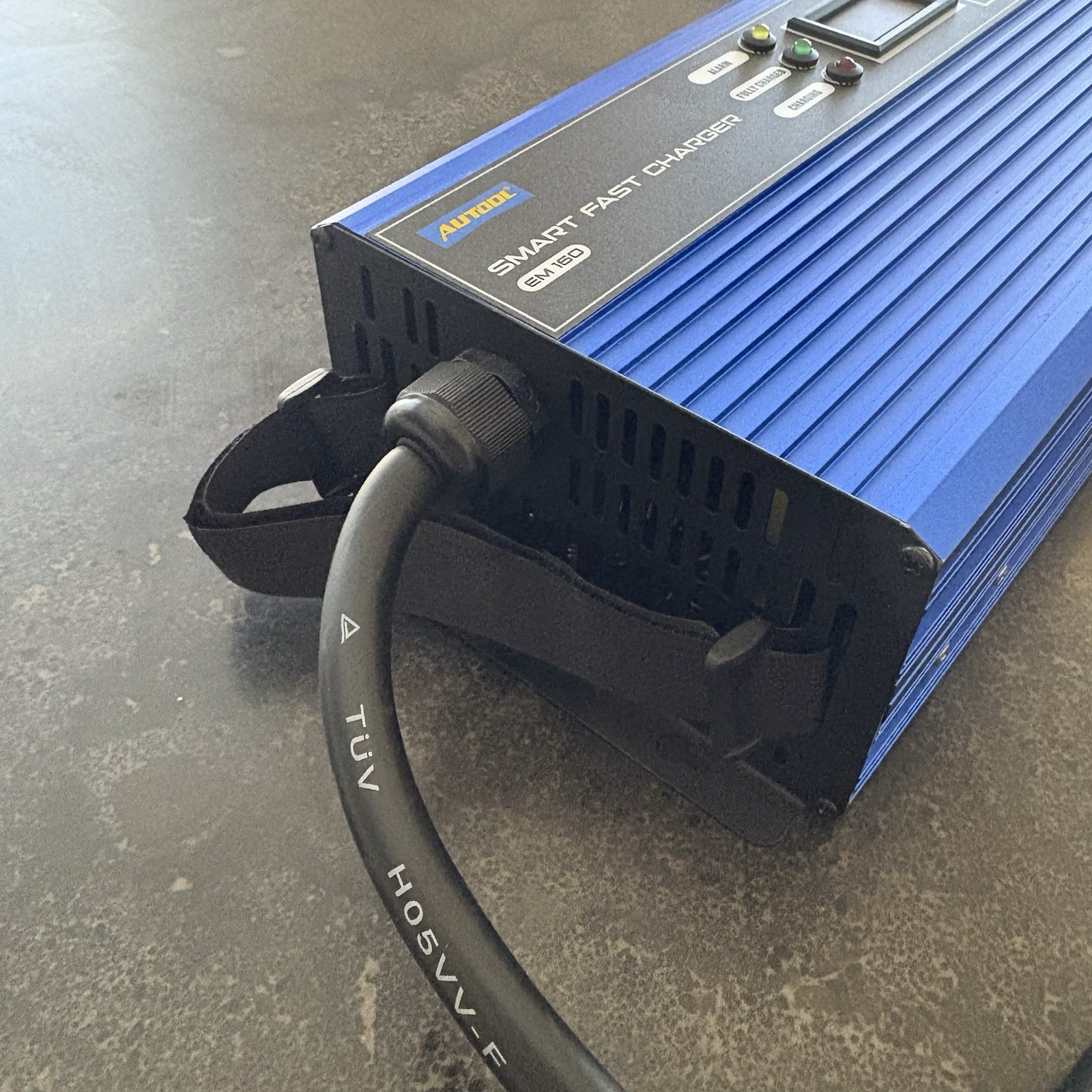 Autool EM160 Forklift & Club Car Golf Cart Smart Battery Charger 24V ...