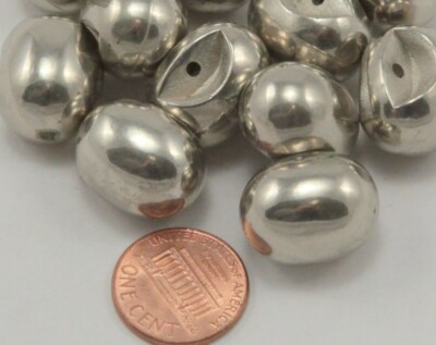 8 Oval Chunky Shiny Silver Tone Plastic Ball Shank Buttons 3/4" 19mm ...