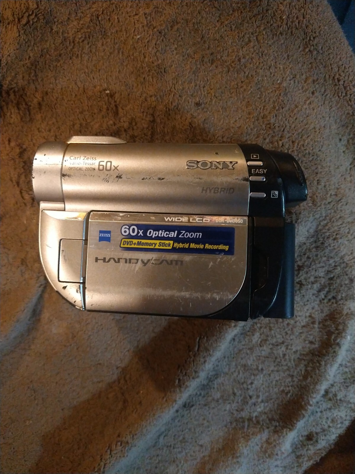 Sony HandyCam Camcorder DCR-DVD610 DVD Hybrid With Charger | eBay