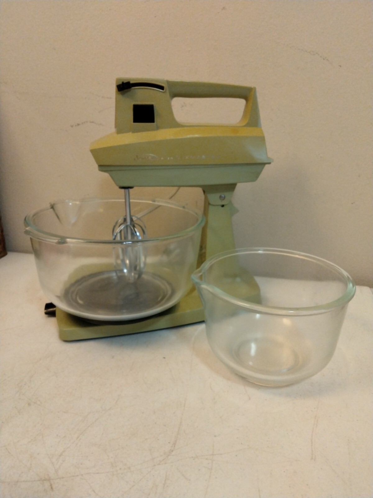 Vintage Sunbeam Mixmaster Model VEM-M Avocado Green - WORKS GOOD | eBay