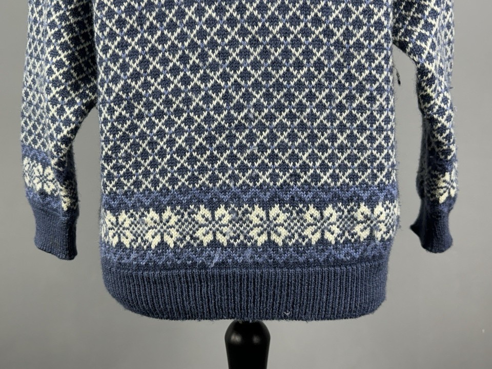 NORWOOL Blue White Wool Fair Isle Nordic Pattern Clasp Cardigan Sweater ...