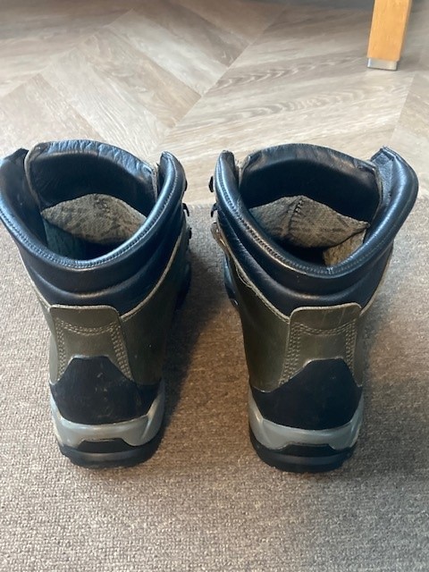 Asolo Powermatic 500 GTX walking/hiking boots, size 9.5 or 43.5, used ...