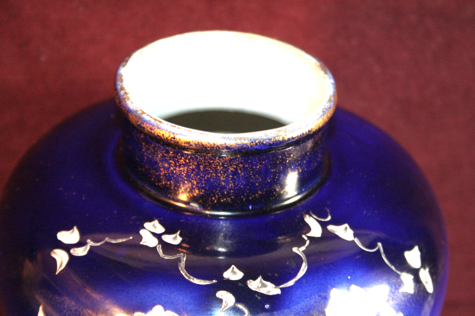 Antique Ironstone Flow Blue Pottery Hand Painted Vase w/ Gold Gilding ...