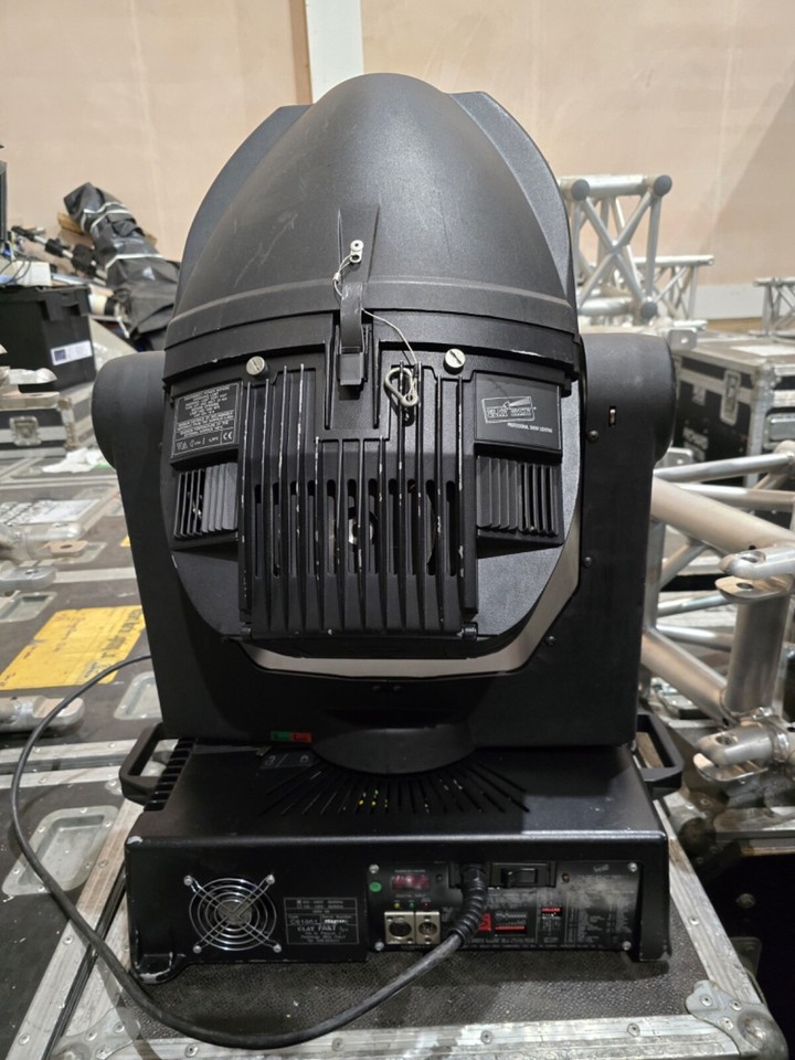 Clay Paky - Stage Zoom 1200 - c/w Flight Case - (70 Available) | eBay UK