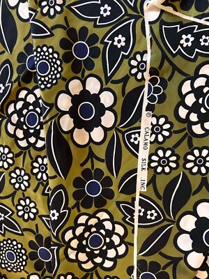Calamo Silk Fabric Pure Silk 44” Wide Floral Retro Print Vintage Green ...