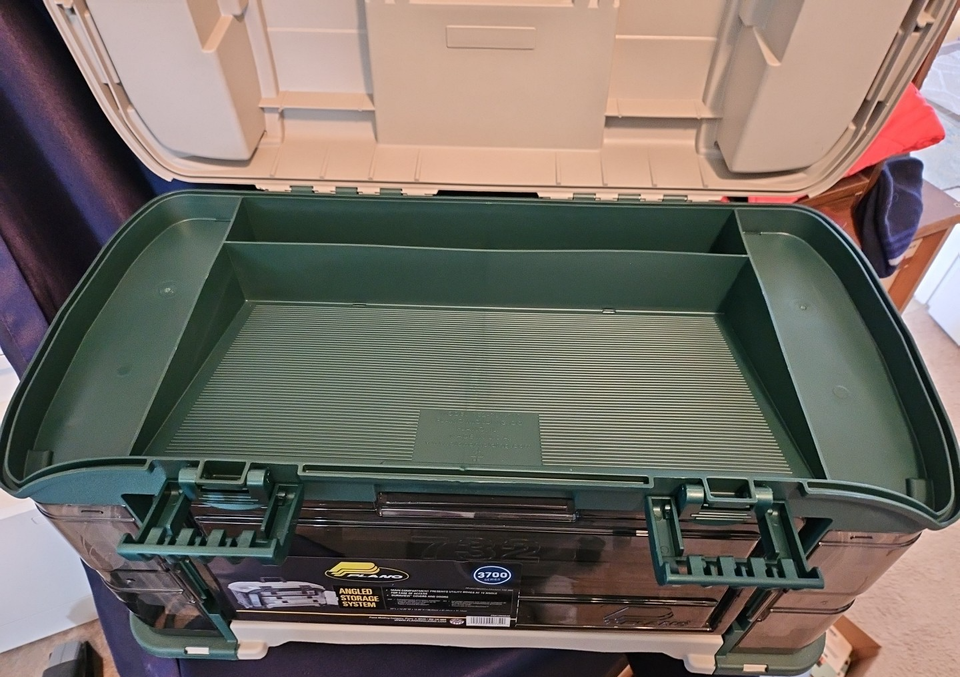Plano Outdoor Sports Angled Fishing Tackle Box Storage System, Green ...