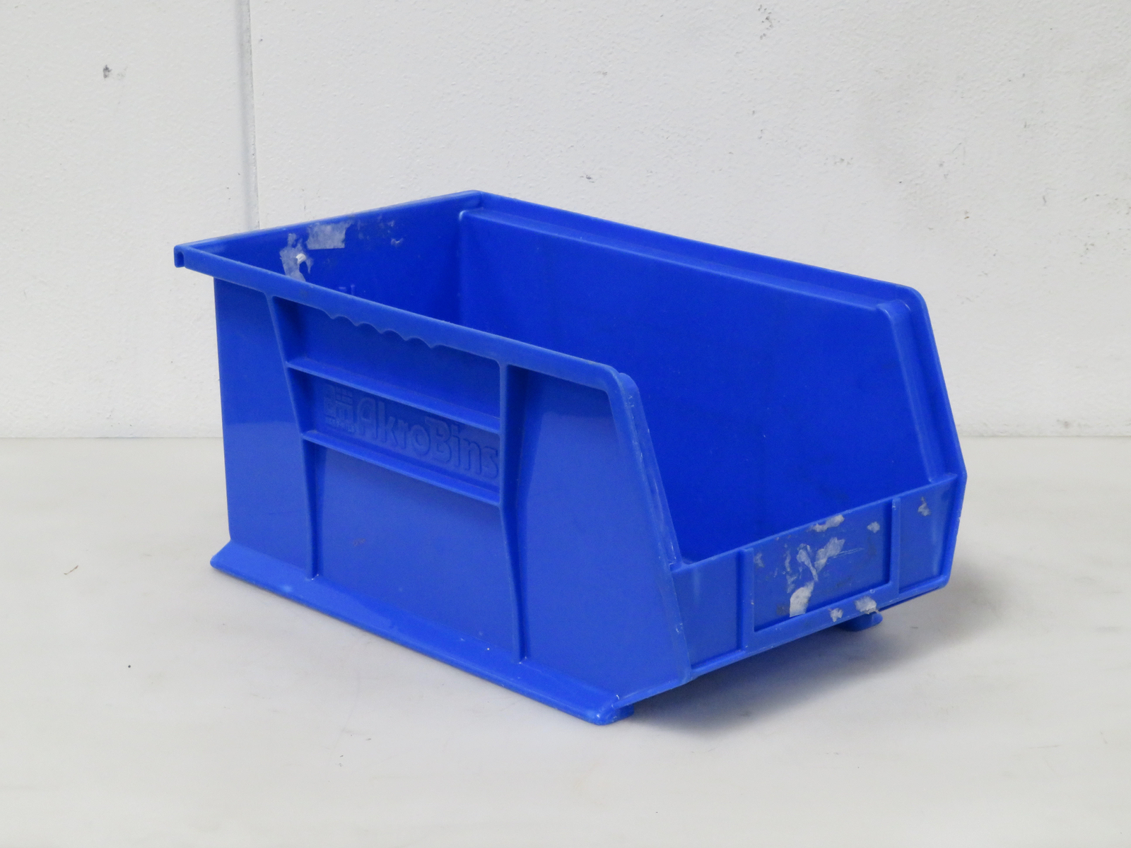 Lot of 95 Akro-Mils 30-240 Bin Organizer Garage Plastic Shop Tool Blue ...