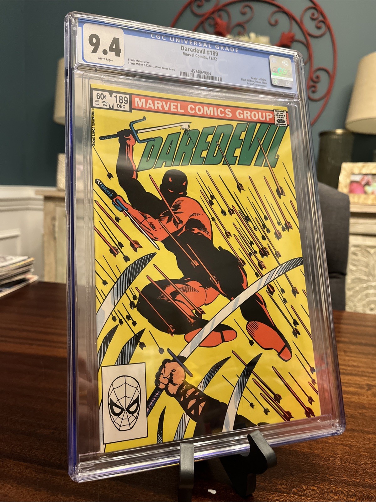 DAREDEVIL #189 (1982) CGC 9.4 WHITE PAGES - DEATH OF STICK; 1ST FULL ...