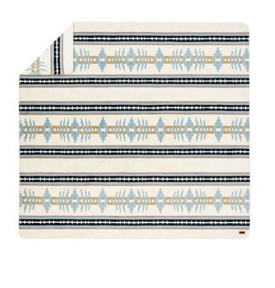 NWT Pendleton Plush Blanket Trail Ridge Queen White Blue | eBay