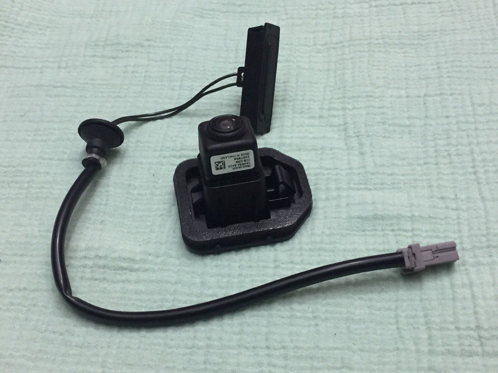 NISSAN BACK VIEW CAMERA OEM NO: 28442-5AA0C + TRUNK OPENER OEM NO ...