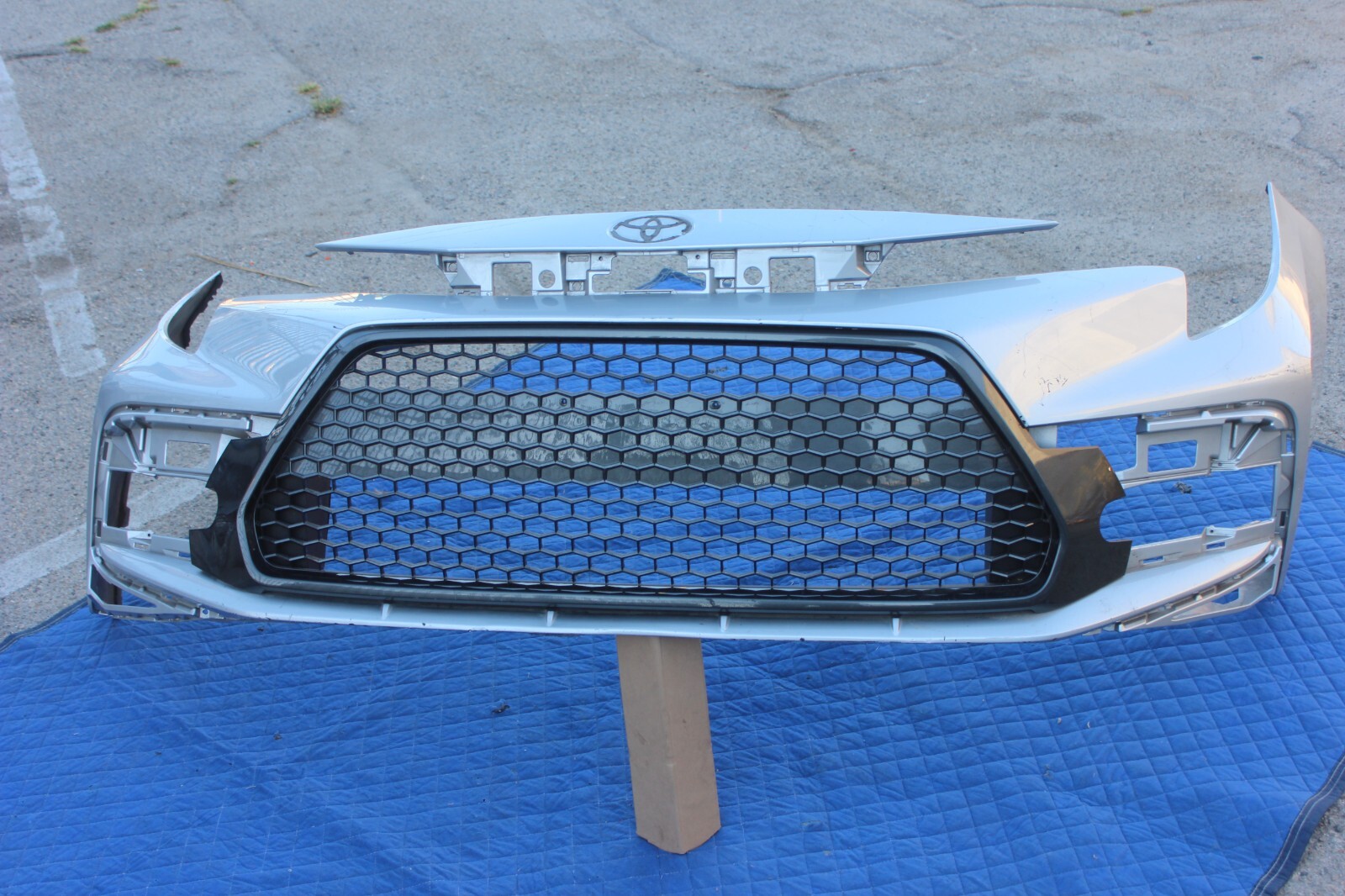 2020-2022 Toyota Corolla SE XSE Front Bumper Cover Grill | Silver ...