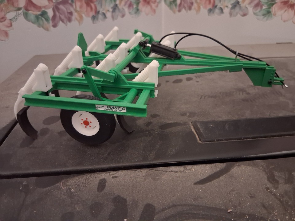 1/16 Custom Scratch Glencoe Soil Saver Farm Toy Implement Chisel Plow ...