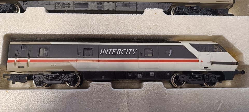 Hornby Railways R.824 Intercity 225 Train Set ~00 Gauge | eBay UK