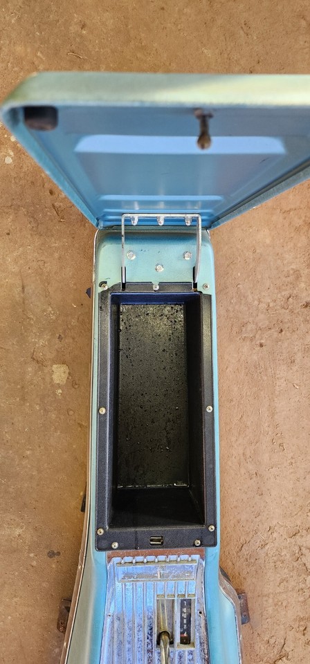 1962 1963 1964 Ford Galaxie 500 XL Blue Center Console with shifter and ...