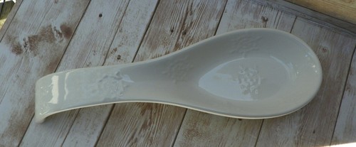 Ceramic SPOON REST 🍝 White With Embossed SNOWFLAKES | eBay