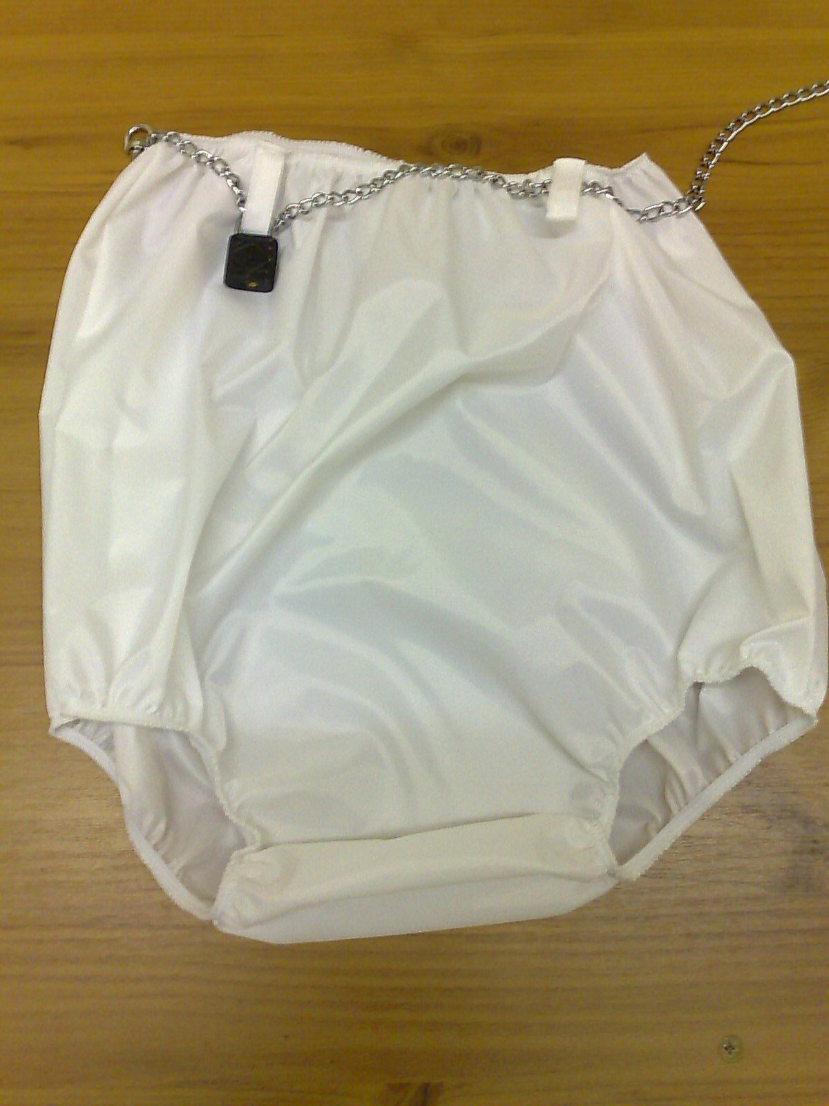 Washable incontinence wear lockable or frilly lockable pants-rubbers ...