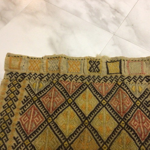 Small Square ,19”X 17”Turkish Wool KILIM Hand Knotted Wall Tapestry ...