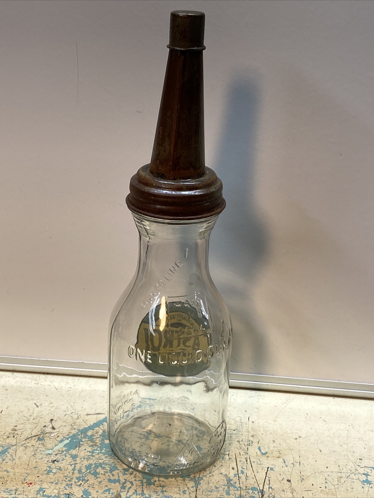 Castrol Wakefield Motor Oil Bottle Spout Cap Glass Vintage Style Gas ...