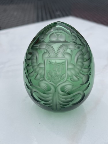 St Petersburg Russia Crystal Art Egg Paperweight Green Etched Glass ...