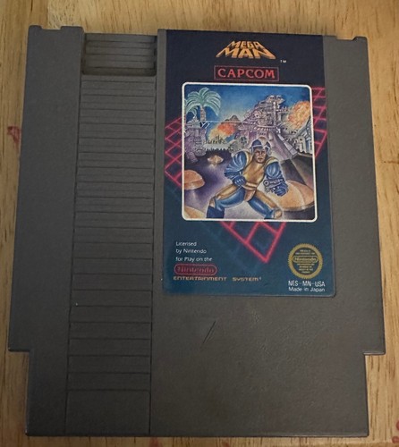 Capcom Mega Man (Nintendo Entertainment System) Tested and Working ...