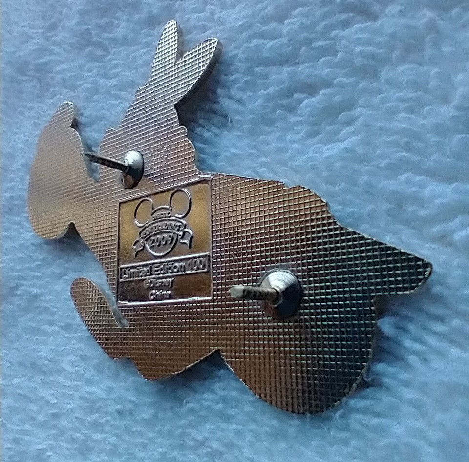 Disney ALICE IN WONDERLAND Pin White Rabbit Disney Easter Bunny Pins LE ...