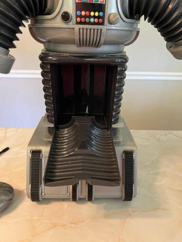 1998 TRENDMASTERS 24” INCH LOST-IN SPACE B-9 ROBOT WORKS!! W/ REMOTE ...