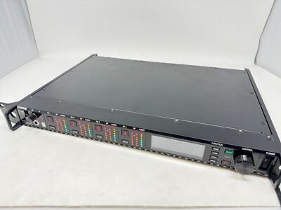 Shure AD4Q Axient Digital Four-Channel Wireless Receiver (A: 470 to 636 ...