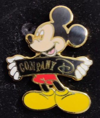 WALT DISNEY WORLD MICKEY MOUSE COMPANY D CAST MEMBER EXCLUSIVE DISNEY ...