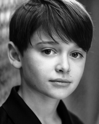 YOUNG NOAH SCHNAPP 8x10 PHOTO * | eBay