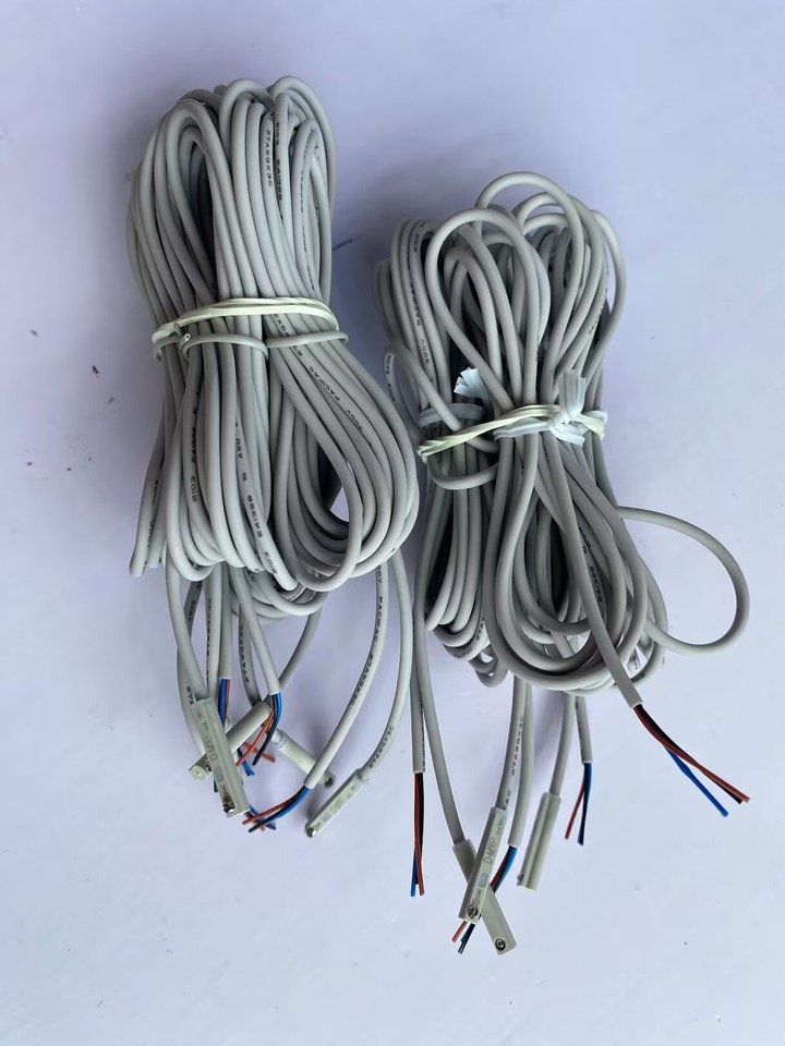 1PCS New SMC D-M9PL DM9PL Auto Switch Sensor D-M9P 3m | eBay