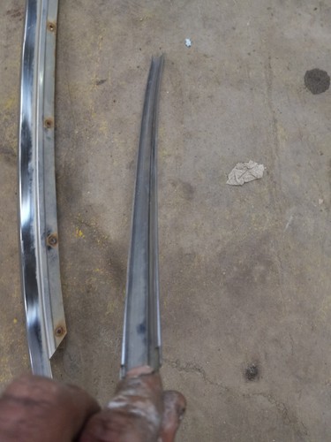 💥 1975-1980 AMC PACER RH Rear Quarter Window TRIM MOLDING Set OEM NICE ...