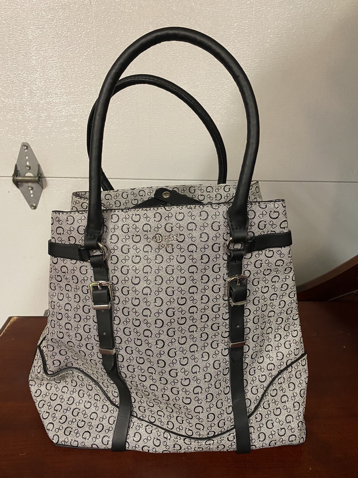 Guess 1981 Purse Black Gray Grey - Gem