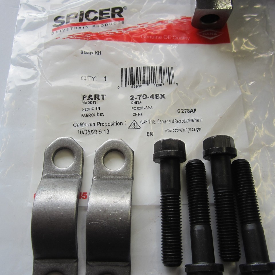 GM 8.5 10 Bolt 3R Yoke and Spicer Strap Kit, 2.556 Inside Snap Ring ...