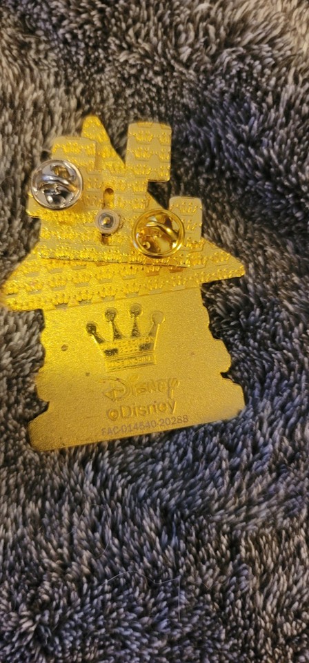 Disney Loungefly Tangled Rapunzel & Pascal 10th Anniversary Jumbo ...