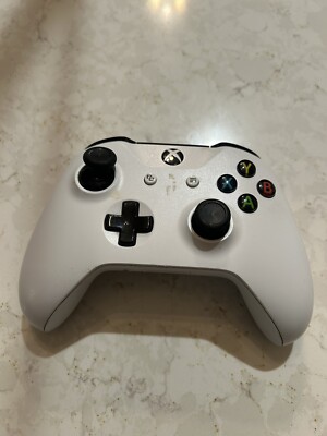 Microsoft Xbox One Controller - White. One Joy Stick Wont Go Back To ...