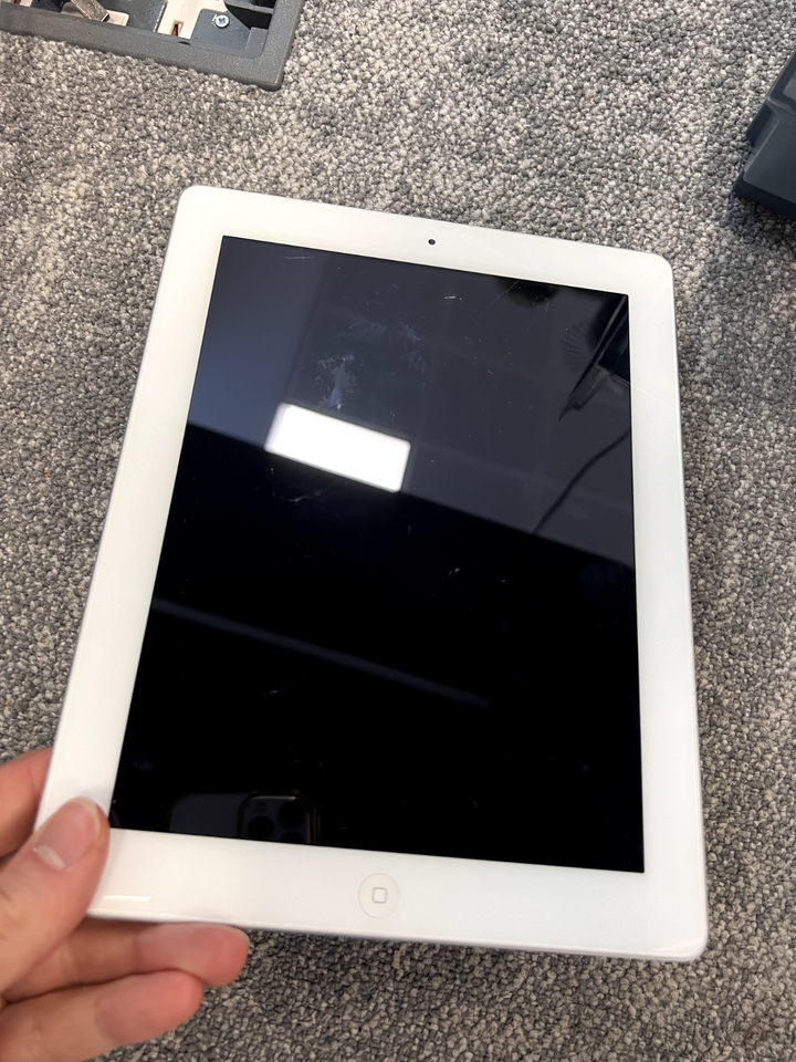 Original Apple iPad 2 - LCD WHITE Display Screen Model A1395 / A1396 ...