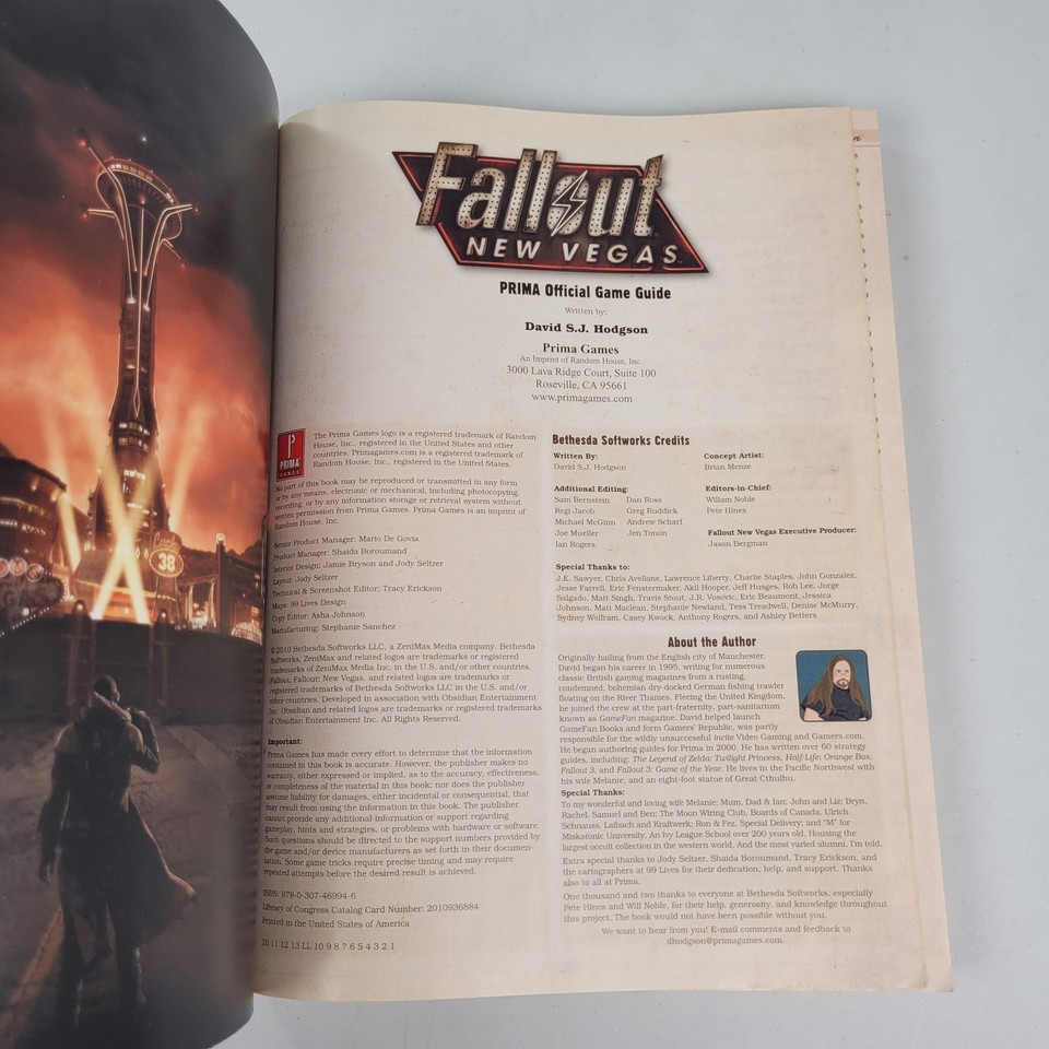 Fallout New Vegas Prima Official Game Guide + Map Poster 2010 Strategy ...