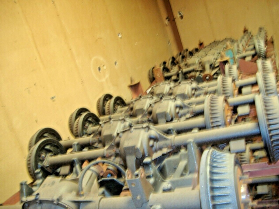 NEW chevy S10 rear end axle differential 3.43 82 - 05 yr gmc sonoma 7. ...