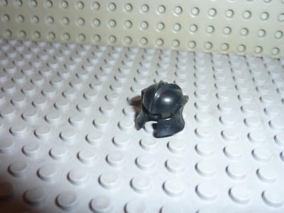 LEGO chateau castle Minifig helmet 48493 / Set 8875 8800 8781 8876 8778 ...