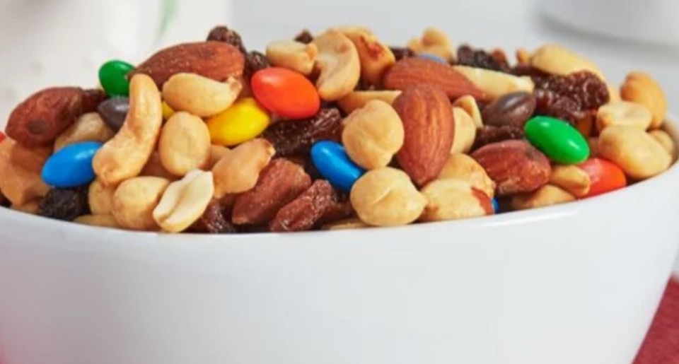 MOUNTAIN TRAIL MIX BULK BAG VALUE LIMITED IN POUND BAG PICK YOUR ...
