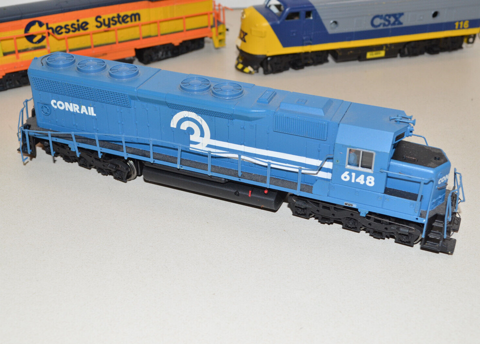 HO SCALE Toy Train Engine Lot Bachmann Conrail Chessie System Athearn ...