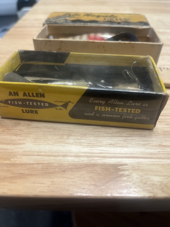 Lot of 2 RARE VINTAGE FISHING LURES NEW IN ORIGINAL BOX & 1 with ...