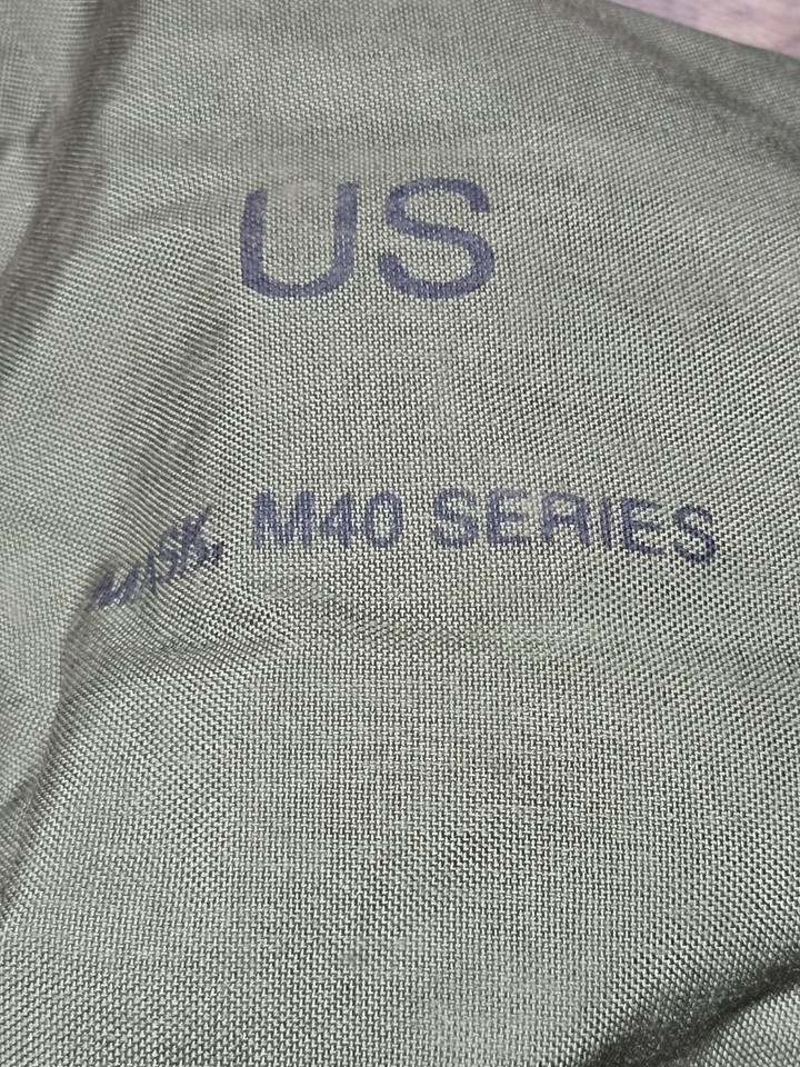 US Military Gas Mask M40/M42 Size M/L With Bag And Extra Lenses | eBay