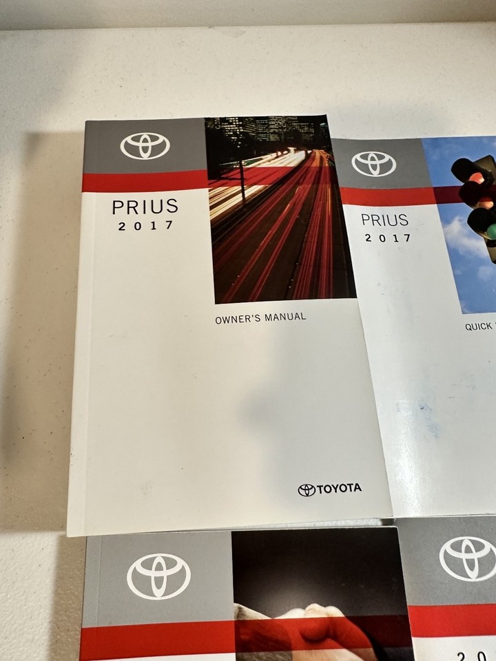 2017 Toyota Prius Owners Manual Set | eBay